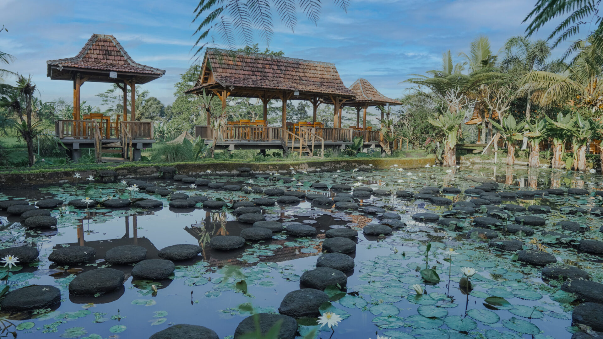 The Fireflies Garden and Villas - The Fireflies Bali Garden & Villas ...